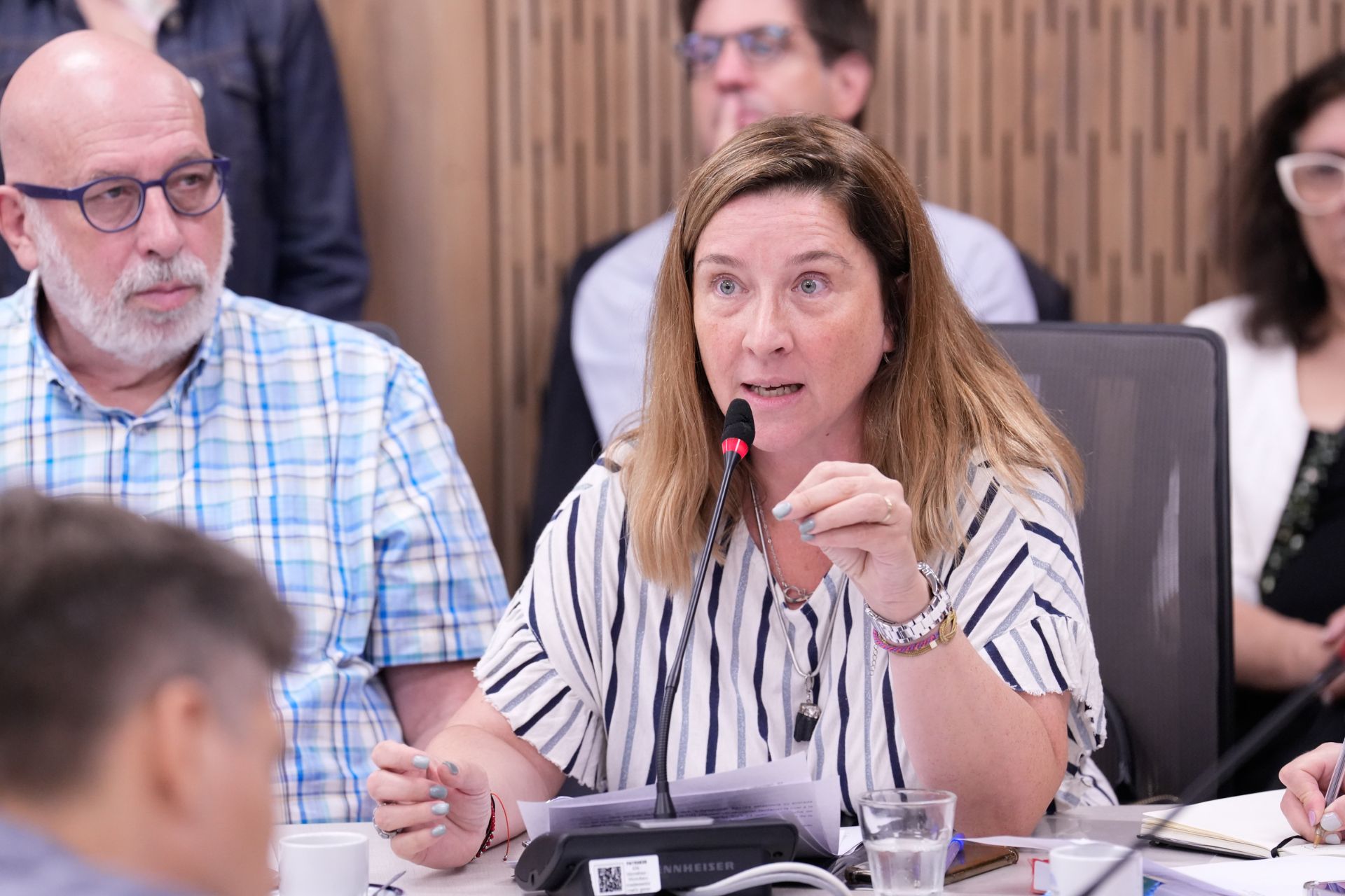 Fernanda Lacey: “Asimilamos los servicios públicos como derechos ...